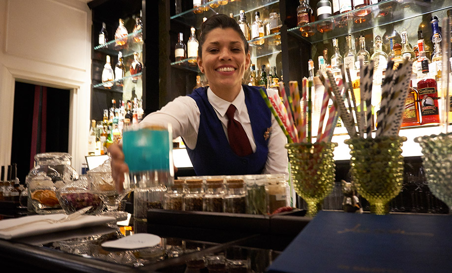 MAGDALENA RODRIGUEZ, UNA TALENTUOSA BAR LADY – DiCoppa&DiColtello